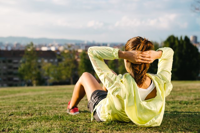 How Many Calories Do You Burn Doing 100 Sit-Ups? | livestrong How Many Calories Do You Burn Doing 100 Sit-Ups? | livestrong