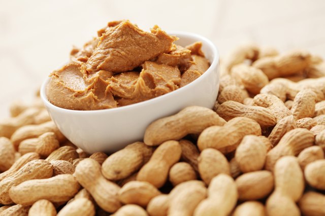 Symptoms of a Peanut Butter Allergy | Livestrong.com Symptoms of a Peanut Butter Allergy | Livestrong.com