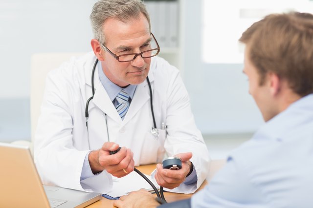 Symptoms of Uncontrolled Hypertension | Livestrong.com Symptoms of Uncontrolled Hypertension | Livestrong.com