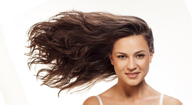 Natural Ways To Stop Hair From Falling Out